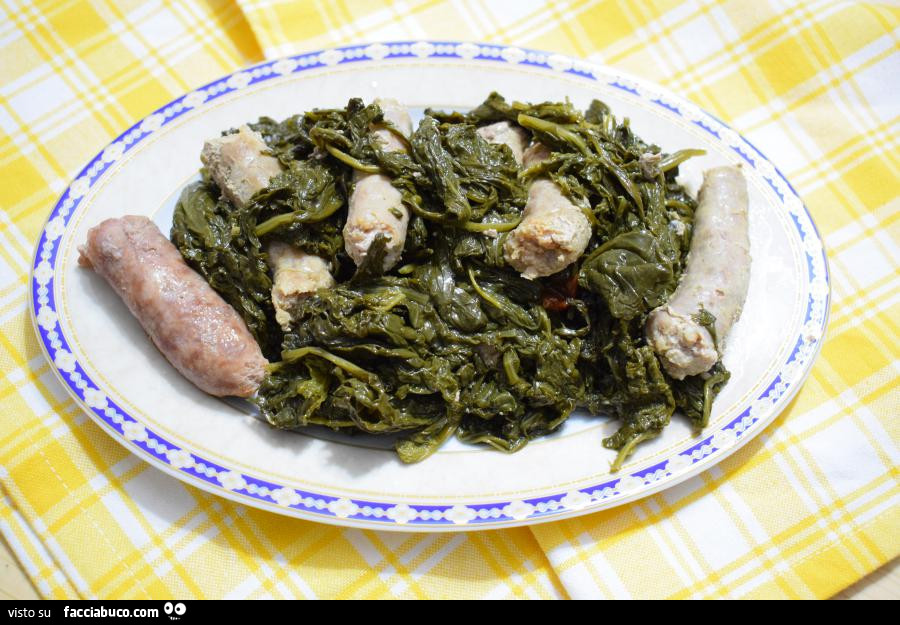 Nel panino di semola la morte loro ,,,,salsiccia&friarielli ...